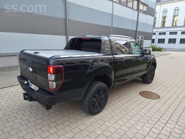 Melns Ford Ranger 2015 Jelgava, ar dzinēja tilpumu 3.20 L un nobraukumu 299 tūkst. km par 11850 €, foto 5 vietnē AUTOMOTO.COM.LV