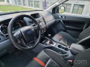 Black Ford Ranger 2015 in Jelgava, with an engine capacity of 3.20 L and mileage of 299 thousand km for 11850 €, photo 10 on AUTOMOTO.COM.LV