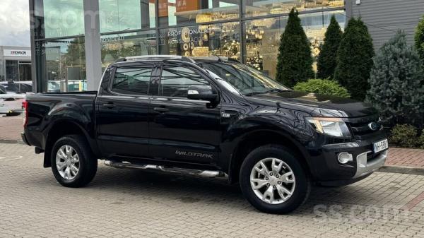 Black Ford Ranger 2015 in Riga, with an engine capacity of 3.20 L and mileage of 210 thousand km for 10500 €, photo 1 on AUTOMOTO.COM.LV