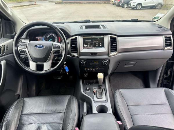 Black Ford Ranger 2016 in Taurage, with an engine capacity of 3.20 L and mileage of 250 thousand km for 13500 €, photo 11 on AUTOMOTO.COM.LV