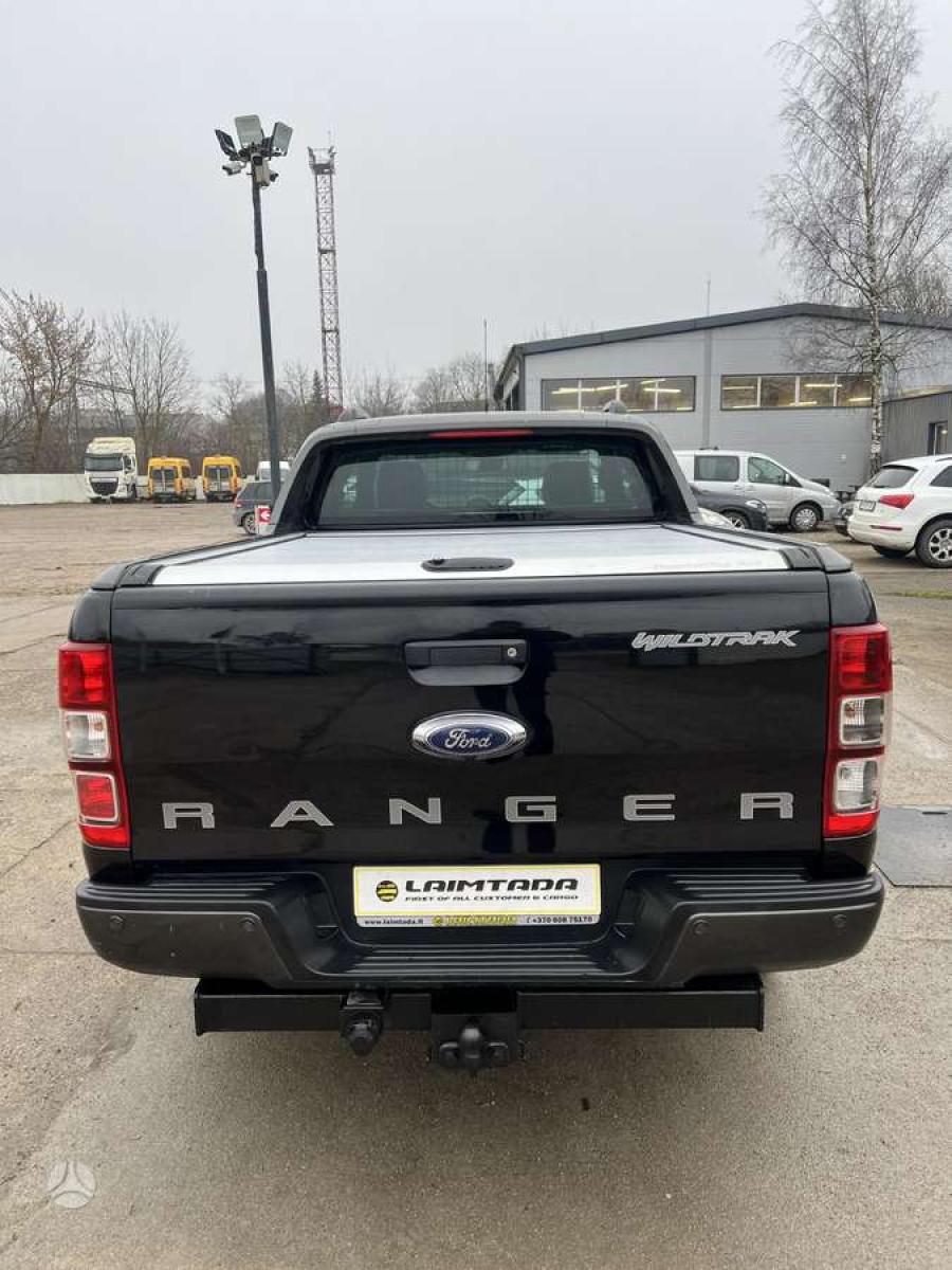 Black Ford Ranger 2017 in Telschi, with an engine capacity of 3.20 L and mileage of 254 thousand km for 11900 €, photo 6 on AUTOMOTO.COM.LV