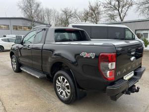 Black Ford Ranger 2017 in Telschi, with an engine capacity of 3.20 L and mileage of 254 thousand km for 11900 €, photo 8 on AUTOMOTO.COM.LV