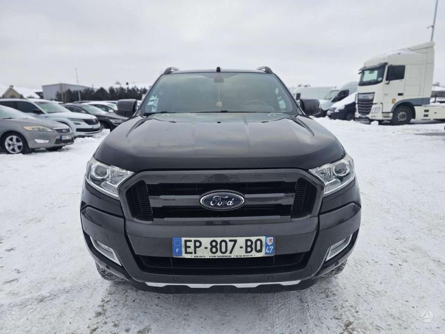 Black Ford Ranger 2017 in Taurage, with an engine capacity of 3.20 L and mileage of 213 thousand km for 15300 €, photo 1 on AUTOMOTO.COM.LV