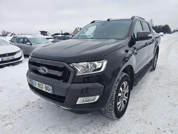 Black Ford Ranger 2017 in Taurage, with an engine capacity of 3.20 L and mileage of 213 thousand km for 15300 €, photo 2 on AUTOMOTO.COM.LV