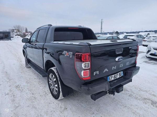Black Ford Ranger 2017 in Taurage, with an engine capacity of 3.20 L and mileage of 213 thousand km for 15300 €, photo 5 on AUTOMOTO.COM.LV