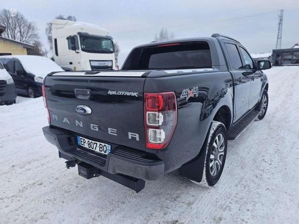Black Ford Ranger 2017 in Taurage, with an engine capacity of 3.20 L and mileage of 213 thousand km for 15300 €, photo 6 on AUTOMOTO.COM.LV