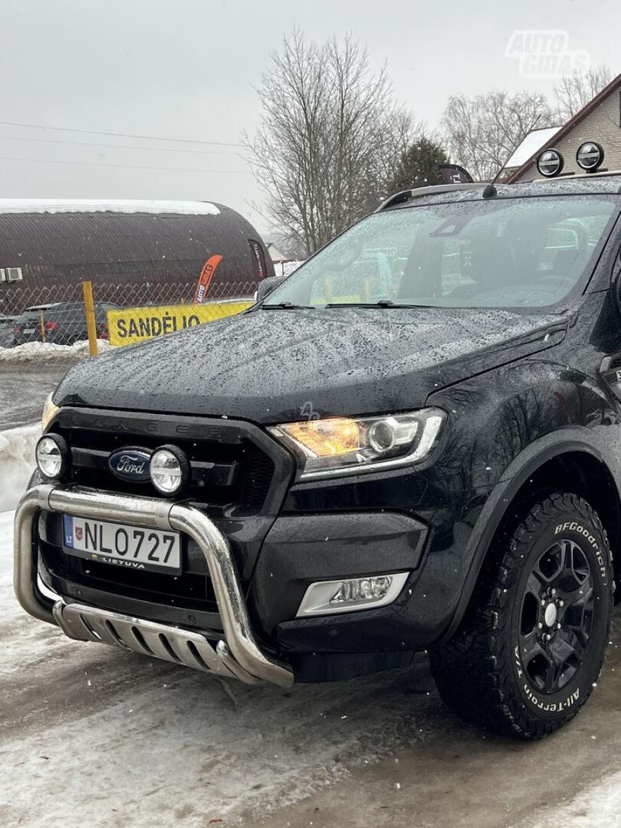 Black Ford Ranger 2017 in Vilnius, with an engine capacity of 3.20 L and mileage of 248 thousand km for 18000 €, photo 2 on AUTOMOTO.COM.LV