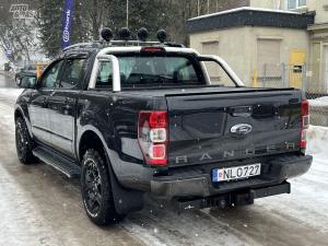 Black Ford Ranger 2017 in Vilnius, with an engine capacity of 3.20 L and mileage of 248 thousand km for 18000 €, photo 3 on AUTOMOTO.COM.LV