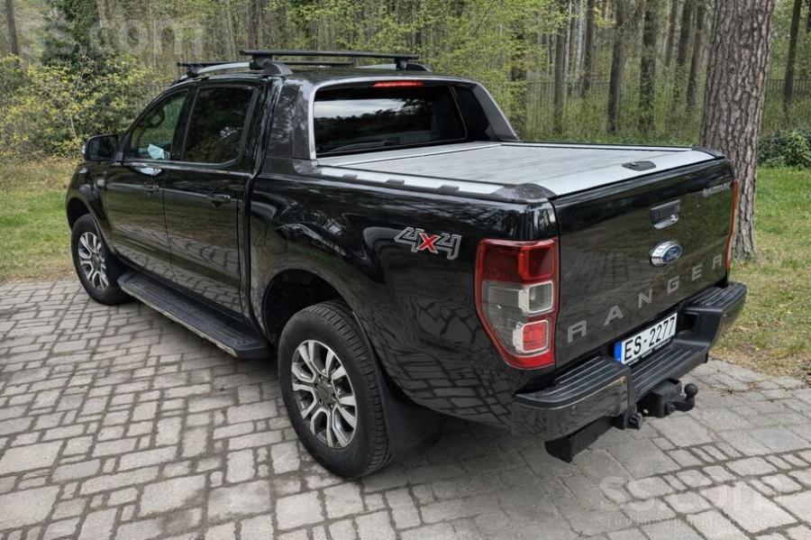 Melns Ford Ranger 2017 Jūrmala, ar dzinēja tilpumu 3.20 L un nobraukumu 206 tūkst. km par 17500 €, foto 4 vietnē AUTOMOTO.COM.LV
