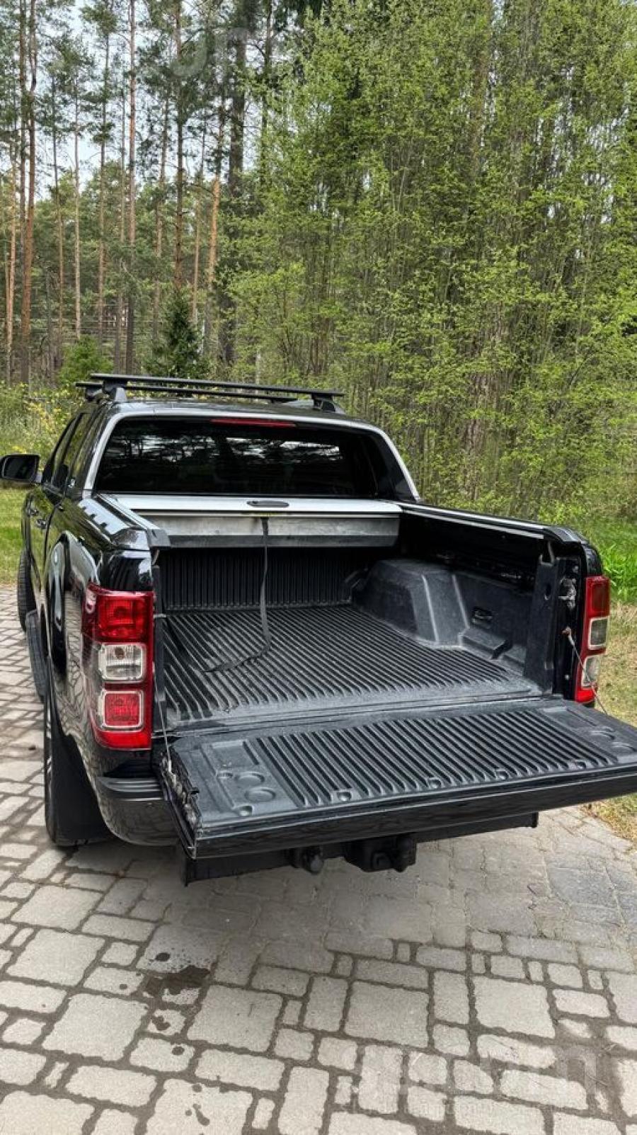 Melns Ford Ranger 2017 Jūrmala, ar dzinēja tilpumu 3.20 L un nobraukumu 206 tūkst. km par 17500 €, foto 5 vietnē AUTOMOTO.COM.LV