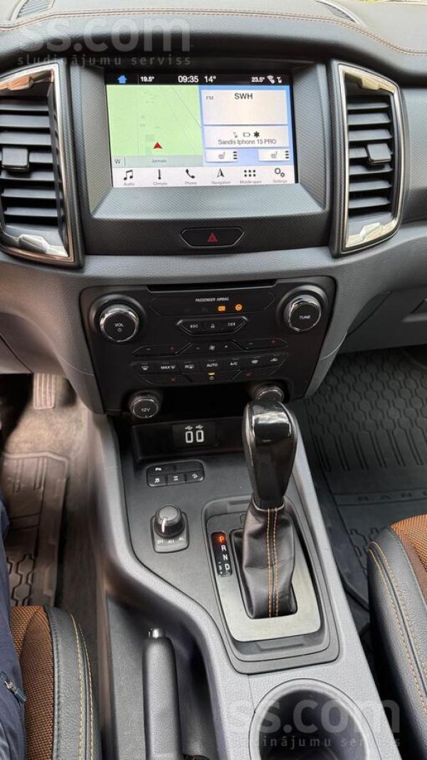 Melns Ford Ranger 2017 Jūrmala, ar dzinēja tilpumu 3.20 L un nobraukumu 206 tūkst. km par 17500 €, foto 9 vietnē AUTOMOTO.COM.LV