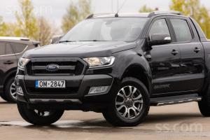 Black Ford Ranger 2017 in Jelgava, with an engine capacity of 3.20 L and mileage of 0 thousand km for 17200 €, photo 3 on AUTOMOTO.COM.LV