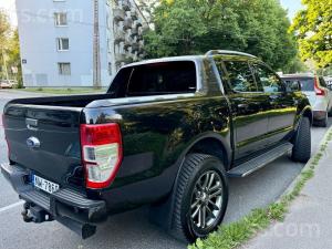 Black Ford Ranger 2017 in Riga, with an engine capacity of 3.20 L and mileage of 230 thousand km for 17450 €, photo 5 on AUTOMOTO.COM.LV