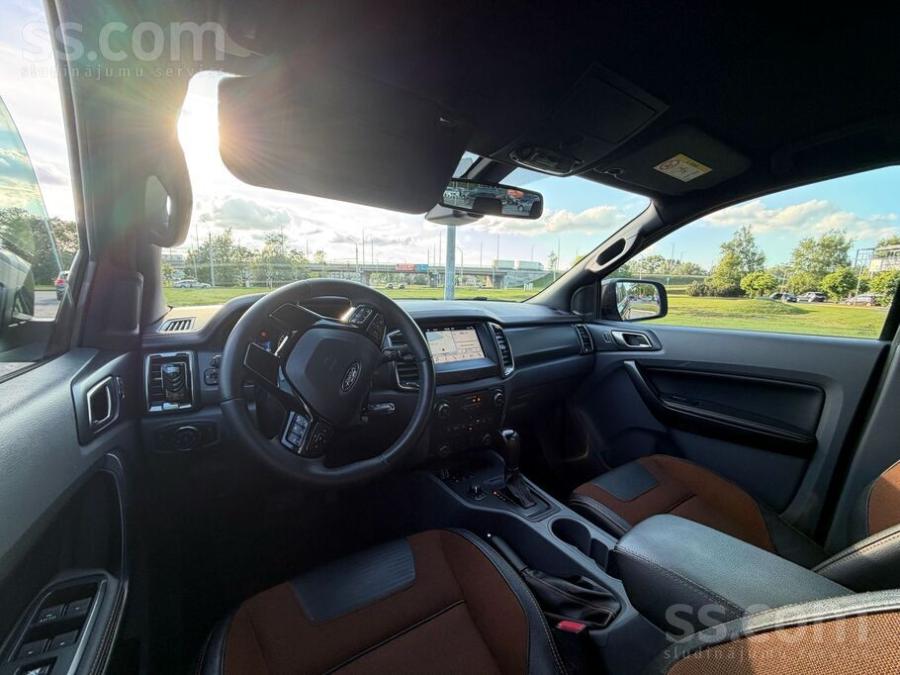 Black Ford Ranger 2017 in Riga, with an engine capacity of 3.20 L and mileage of 230 thousand km for 17450 €, photo 15 on AUTOMOTO.COM.LV