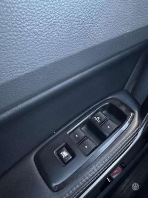 Melns Ford Ranger 2017 Kauņa, ar dzinēja tilpumu 3.20 L un nobraukumu 260 tūkst. km par 18800 €, foto 3 vietnē AUTOMOTO.COM.LV
