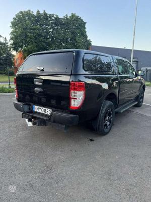 Melns Ford Ranger 2017 Kauņa, ar dzinēja tilpumu 3.20 L un nobraukumu 260 tūkst. km par 18800 €, foto 9 vietnē AUTOMOTO.COM.LV