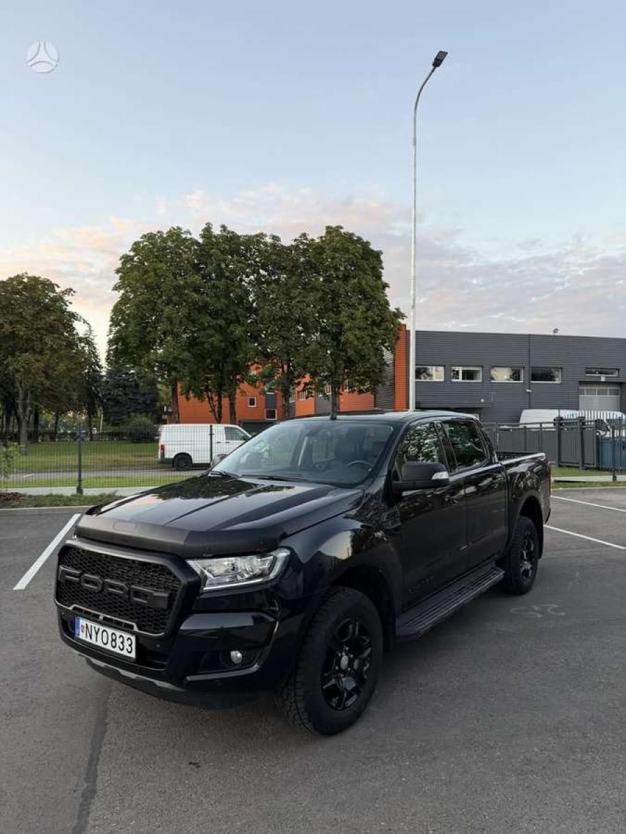 Melns Ford Ranger 2017 Kauņa, ar dzinēja tilpumu 3.20 L un nobraukumu 262 tūkst. km par 20950 €, foto 4 vietnē AUTOMOTO.COM.LV