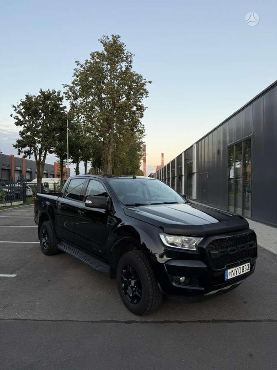 Melns Ford Ranger 2017 Kauņa, ar dzinēja tilpumu 3.20 L un nobraukumu 262 tūkst. km par 20950 €, foto 5 vietnē AUTOMOTO.COM.LV