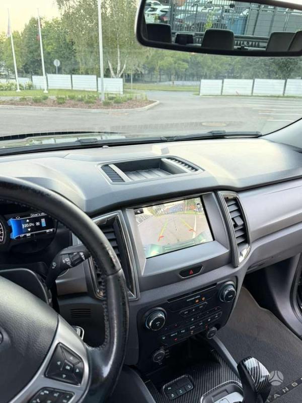 Melns Ford Ranger 2017 Kauņa, ar dzinēja tilpumu 3.20 L un nobraukumu 262 tūkst. km par 20950 €, foto 11 vietnē AUTOMOTO.COM.LV