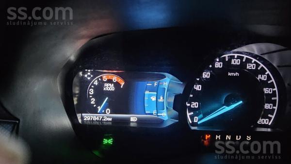 Melns Ford Ranger 2017 Ludza, ar dzinēja tilpumu 3.20 L un nobraukumu 298 tūkst. km par 12000 €, foto 5 vietnē AUTOMOTO.COM.LV