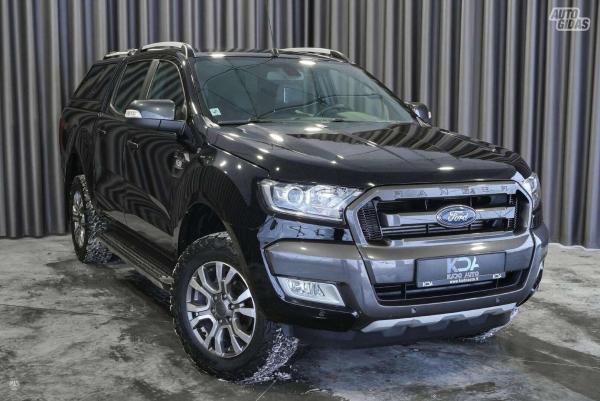 Black Ford Ranger 2018 in Marijampole, with an engine capacity of 3.20 L and mileage of 185 thousand km for 19950 €, photo 2 on AUTOMOTO.COM.LV