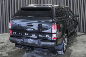 Black Ford Ranger 2018 in Marijampole, with an engine capacity of 3.20 L and mileage of 185 thousand km for 18850 €, photo 14 on AUTOMOTO.COM.LV