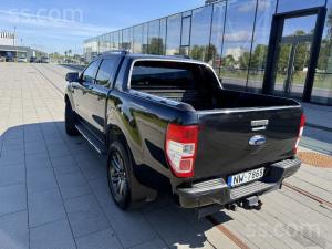 Melns Ford Ranger 2018 Rīga, ar dzinēja tilpumu 3.20 L un nobraukumu 232 tūkst. km par 13950 €, foto 5 vietnē AUTOMOTO.COM.LV