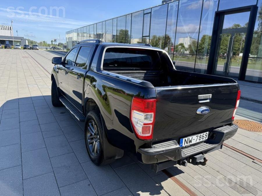 Melns Ford Ranger 2018 Rīga, ar dzinēja tilpumu 3.20 L un nobraukumu 232 tūkst. km par 13950 €, foto 5 vietnē AUTOMOTO.COM.LV