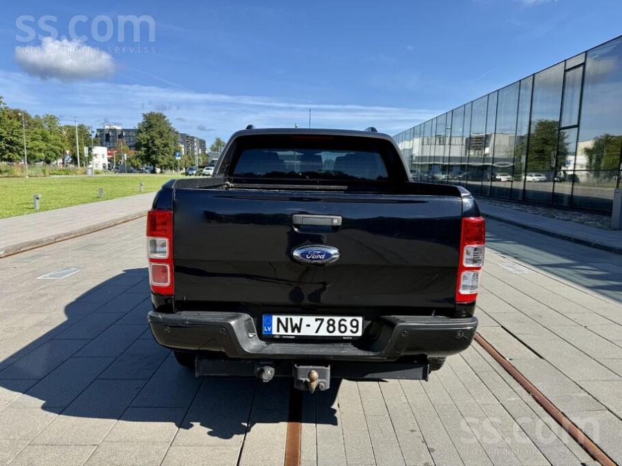 Melns Ford Ranger 2018 Rīga, ar dzinēja tilpumu 3.20 L un nobraukumu 232 tūkst. km par 13950 €, foto 6 vietnē AUTOMOTO.COM.LV