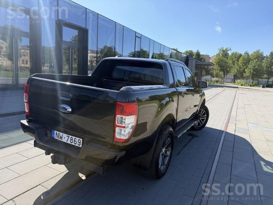 Melns Ford Ranger 2018 Rīga, ar dzinēja tilpumu 3.20 L un nobraukumu 232 tūkst. km par 13950 €, foto 13 vietnē AUTOMOTO.COM.LV
