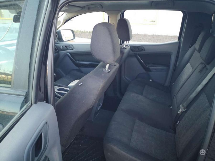 Melns Ford Ranger 2018 Klaipėda, ar dzinēja tilpumu 2.20 L un nobraukumu 250 tūkst. km par 8900 €, foto 16 vietnē AUTOMOTO.COM.LV