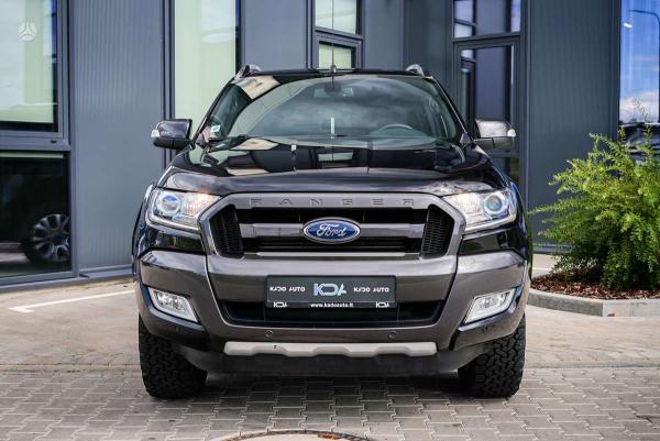 Black Ford Ranger 2018 in Kaunas, with an engine capacity of 3.20 L and mileage of 185 thousand km for 17450 €, photo 4 on AUTOMOTO.COM.LV