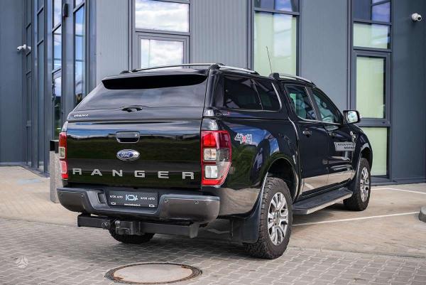 Black Ford Ranger 2018 in Kaunas, with an engine capacity of 3.20 L and mileage of 185 thousand km for 17450 €, photo 9 on AUTOMOTO.COM.LV