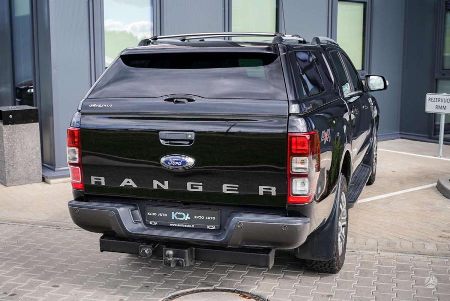 Black Ford Ranger 2018 in Kaunas, with an engine capacity of 3.20 L and mileage of 185 thousand km for 17450 €, photo 13 on AUTOMOTO.COM.LV