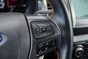 Black Ford Ranger 2018 in Kaunas, with an engine capacity of 3.20 L and mileage of 185 thousand km for 17450 €, photo 29 on AUTOMOTO.COM.LV