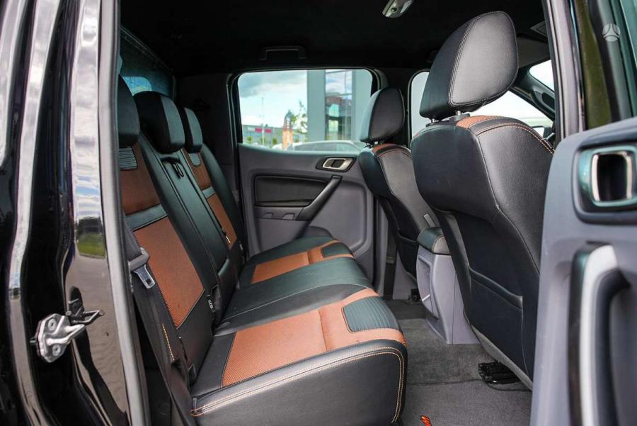 Black Ford Ranger 2018 in Kaunas, with an engine capacity of 3.20 L and mileage of 185 thousand km for 17450 €, photo 35 on AUTOMOTO.COM.LV