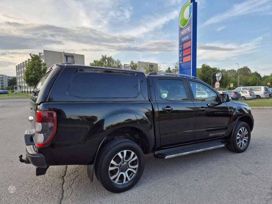 Black Ford Ranger 2019 in Panevezys, with an engine capacity of 2.00 L and mileage of 201 thousand km for 15600 €, photo 6 on AUTOMOTO.COM.LV