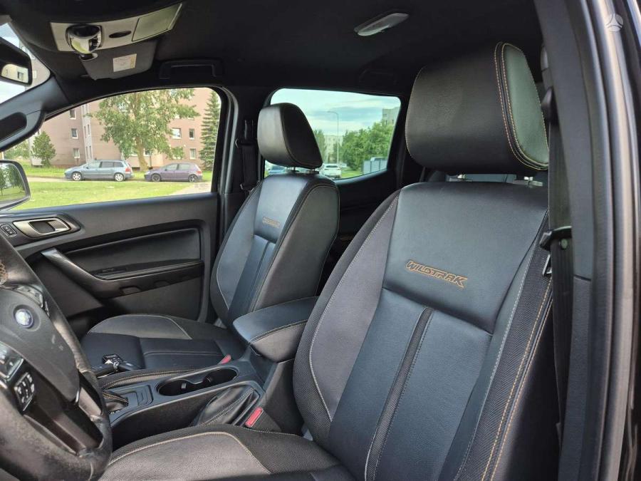 Black Ford Ranger 2019 in Panevezys, with an engine capacity of 2.00 L and mileage of 201 thousand km for 15600 €, photo 25 on AUTOMOTO.COM.LV