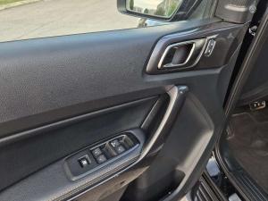 Black Ford Ranger 2019 in Panevezys, with an engine capacity of 2.00 L and mileage of 201 thousand km for 15600 €, photo 26 on AUTOMOTO.COM.LV