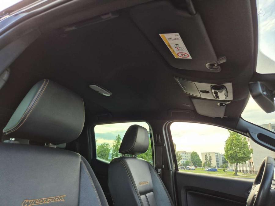 Black Ford Ranger 2019 in Panevezys, with an engine capacity of 2.00 L and mileage of 201 thousand km for 15600 €, photo 28 on AUTOMOTO.COM.LV