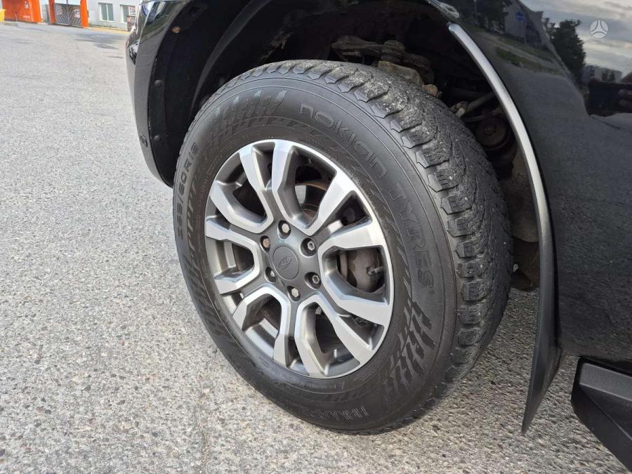 Black Ford Ranger 2019 in Panevezys, with an engine capacity of 2.00 L and mileage of 201 thousand km for 15600 €, photo 34 on AUTOMOTO.COM.LV