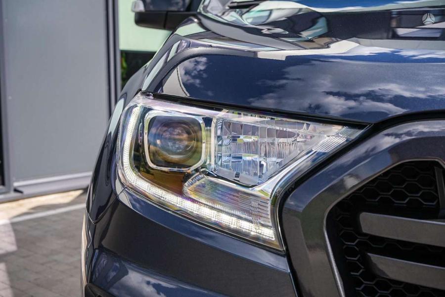 Black Ford Ranger 2021 in Kaunas, with an engine capacity of 2.00 L and mileage of 98 thousand km for 24450 €, photo 6 on AUTOMOTO.COM.LV
