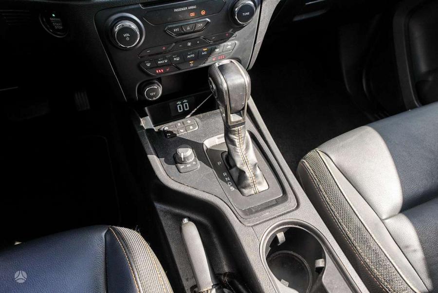 Black Ford Ranger 2021 in Kaunas, with an engine capacity of 2.00 L and mileage of 98 thousand km for 24450 €, photo 19 on AUTOMOTO.COM.LV