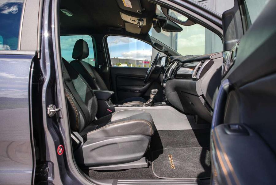 Black Ford Ranger 2021 in Kaunas, with an engine capacity of 2.00 L and mileage of 98 thousand km for 24450 €, photo 36 on AUTOMOTO.COM.LV