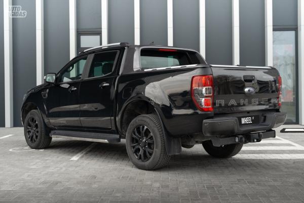 Black Ford Ranger 2022 in Vilnius, with an engine capacity of 2.00 L and mileage of 290 thousand km for 18500 €, photo 3 on AUTOMOTO.COM.LV