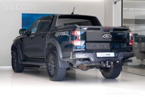 Black Ford Ranger 2023 in Riga, with an engine capacity of 2.00 L and mileage of 91 thousand km for 37990 €, photo 5 on AUTOMOTO.COM.LV