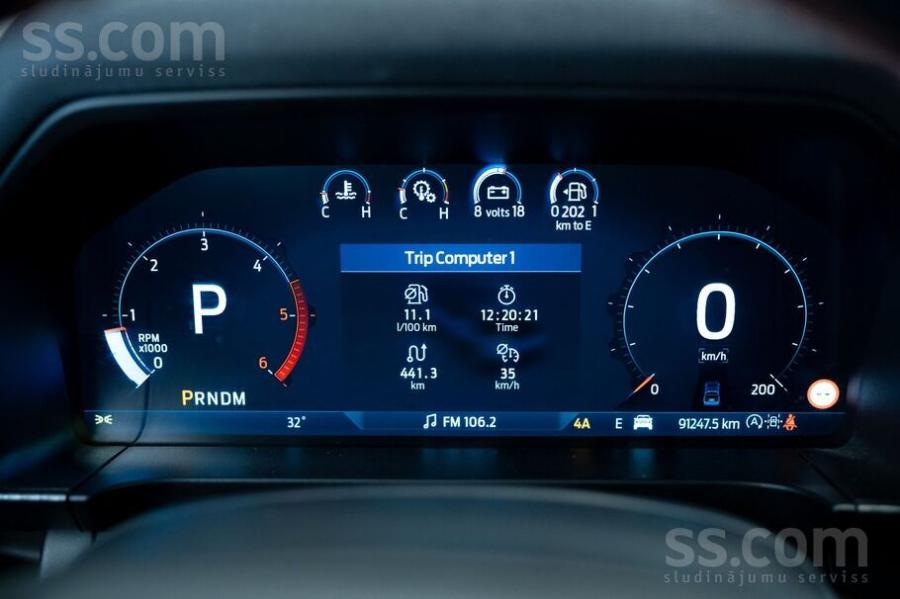 Black Ford Ranger 2023 in Riga, with an engine capacity of 2.00 L and mileage of 91 thousand km for 37990 €, photo 21 on AUTOMOTO.COM.LV