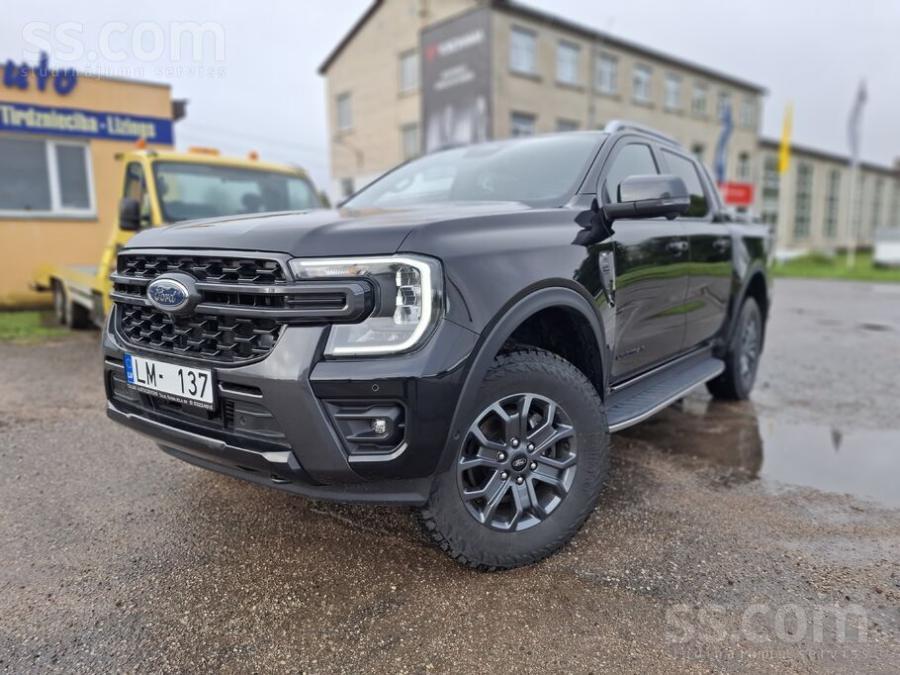 Black Ford Ranger 2023 in Talsi, with an engine capacity of 2.00 L and mileage of 46 thousand km for 39800 €, photo 1 on AUTOMOTO.COM.LV