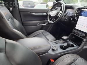 Black Ford Ranger 2023 in Talsi, with an engine capacity of 2.00 L and mileage of 46 thousand km for 39800 €, photo 19 on AUTOMOTO.COM.LV