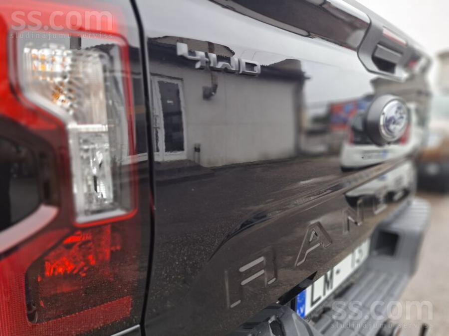 Black Ford Ranger 2023 in Talsi, with an engine capacity of 2.00 L and mileage of 46 thousand km for 39800 €, photo 35 on AUTOMOTO.COM.LV